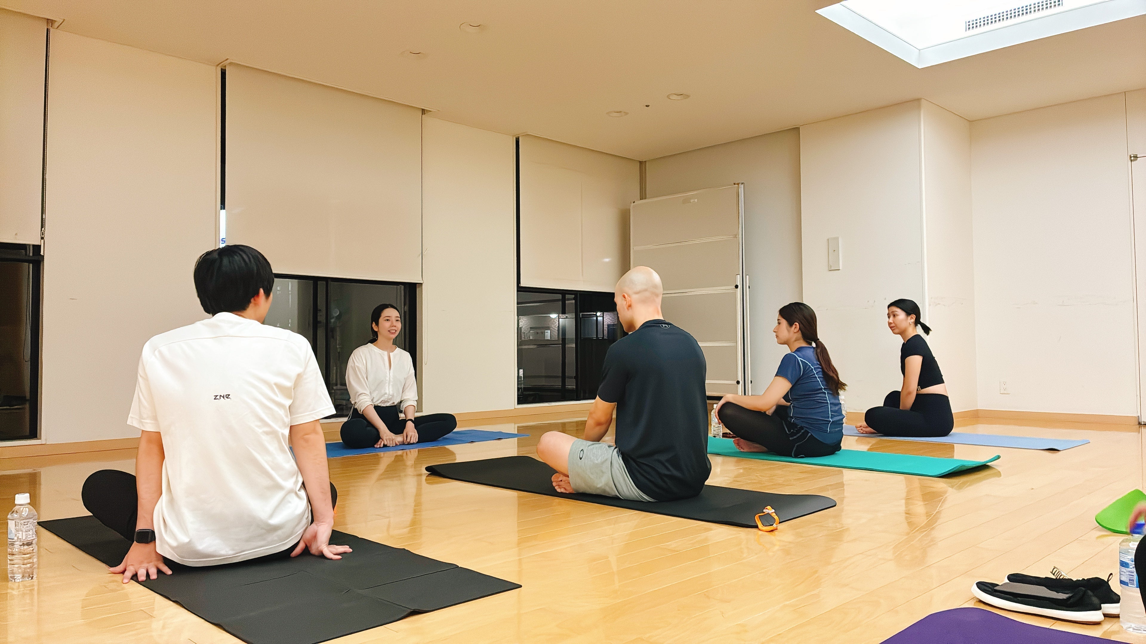夏バテに負けない体づくり！内側から整える栄養講座×初心者ヨガを開催しました！ – threaF